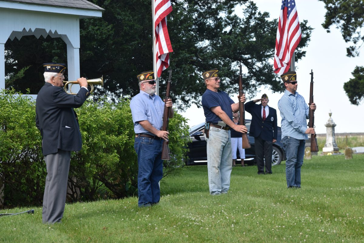 VFW To Hold Memorial Day Ceremony – The Holden Image