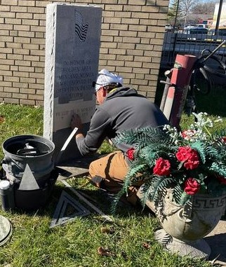 Phillip Mobley Memorial Added to Desert Storm Monument – The Holden Image