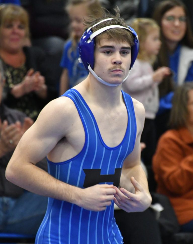 Eagle Wrestler Daylen Greene Breaks Takedown Record During Dual Versus ...